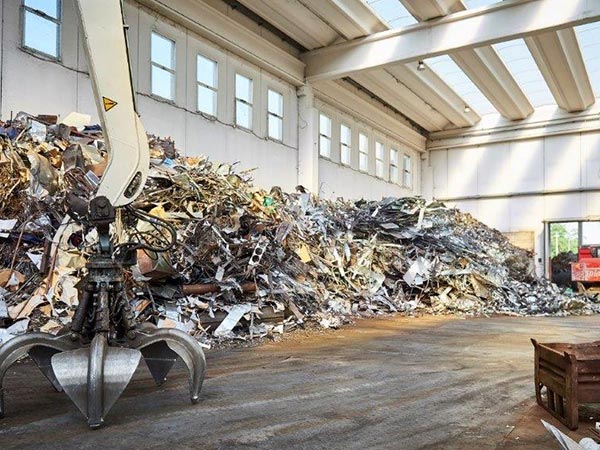 Recupero rifiuti Lecco Monza Brianza – Ferrosi metallo imballaggi misti ...